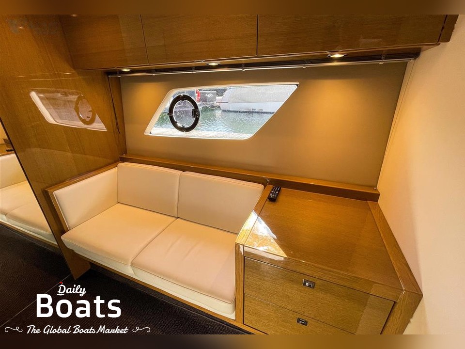 2015 Princess V39 till salu. Visa pris, bilder och Köpa 2015 Princess ...