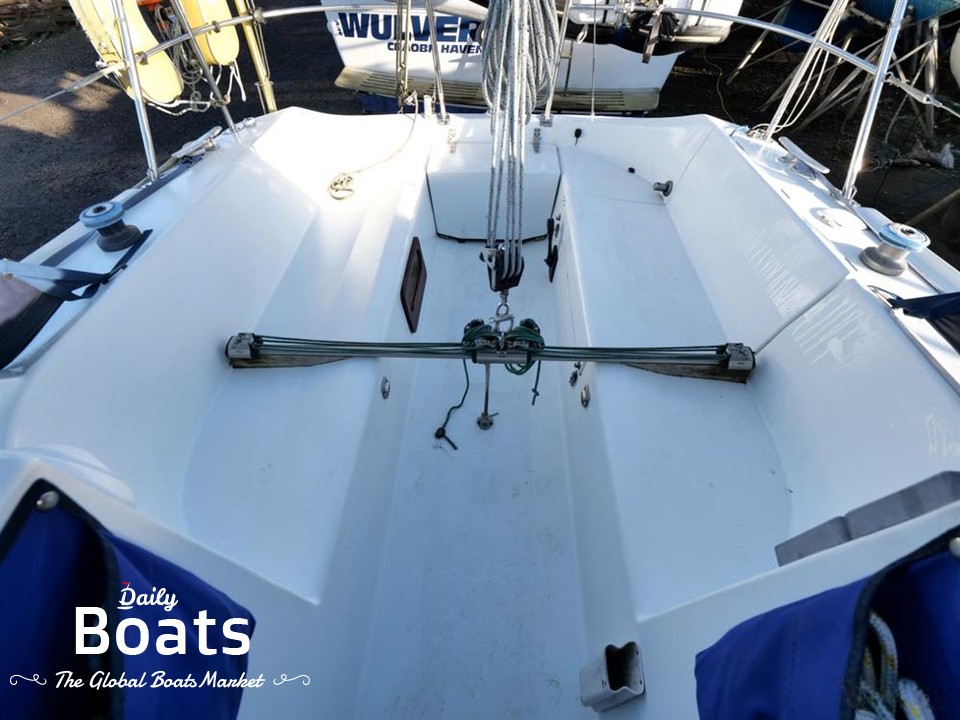 1991 Hunter Channel 32 for sale. View price, photos and Buy 1991 Hunter ...