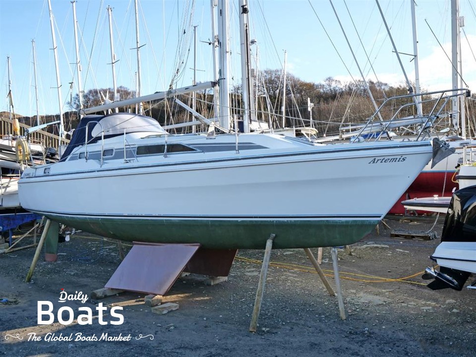 1991 Hunter Channel 32 for sale. View price, photos and Buy 1991 Hunter ...