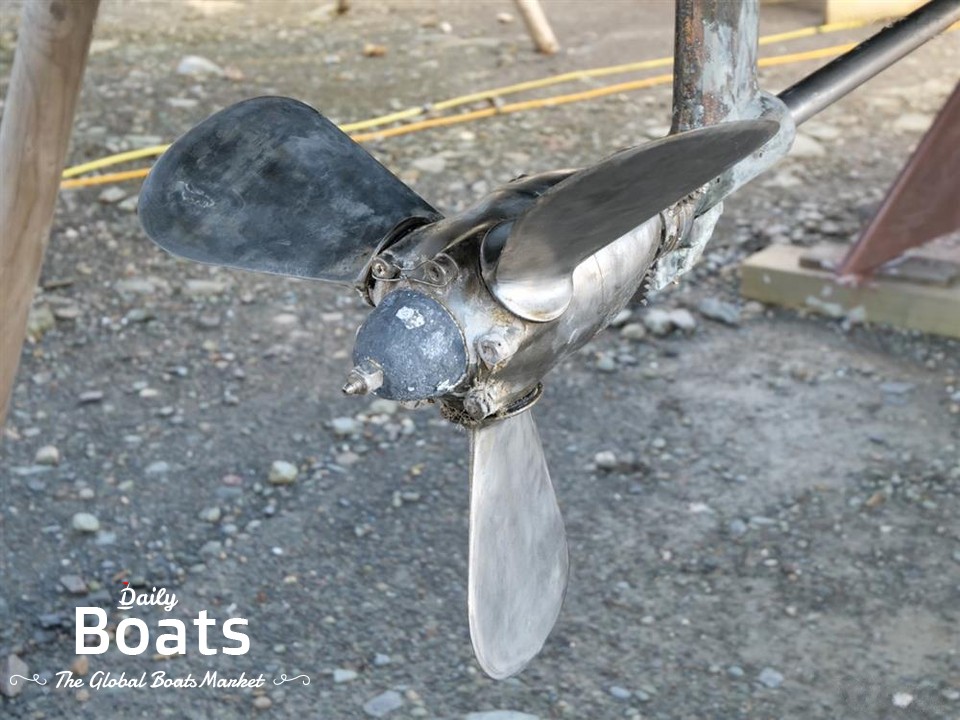 1991 Hunter Channel 32 for sale. View price, photos and Buy 1991 Hunter ...