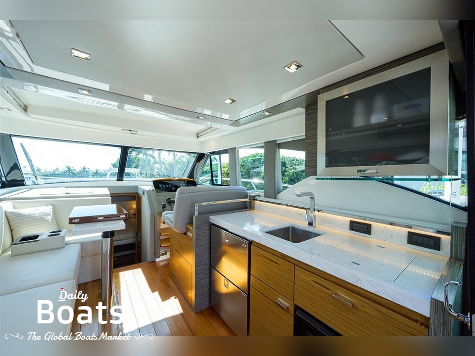 2020 Tiara Yachts 3900 Coupe for sale. View price, photos and Buy 2020 ...