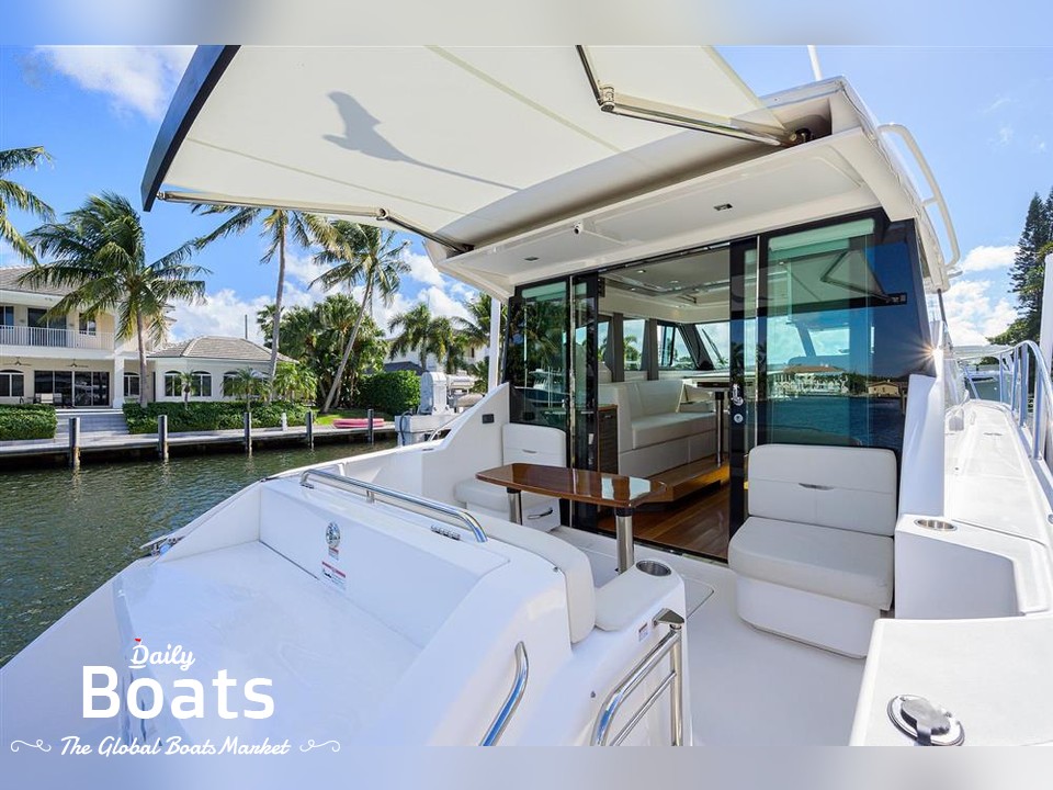 2020 Tiara Yachts 3900 Coupe for sale. View price, photos and Buy 2020 ...