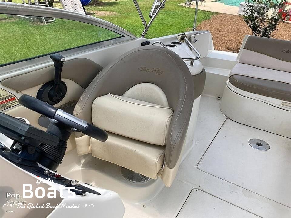 2001 Sea Ray Boats 240 Sundeck for sale. View price, photos and Buy ...
