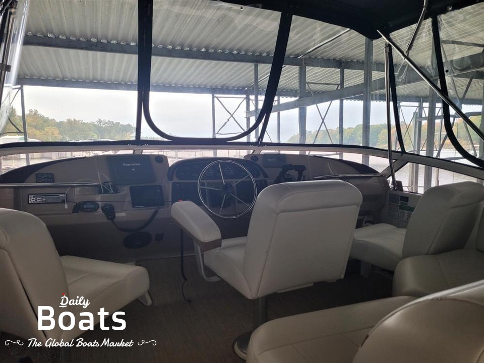 2005 Carver Yachts 410 Cockpit Motor for sale. View price, photos and ...