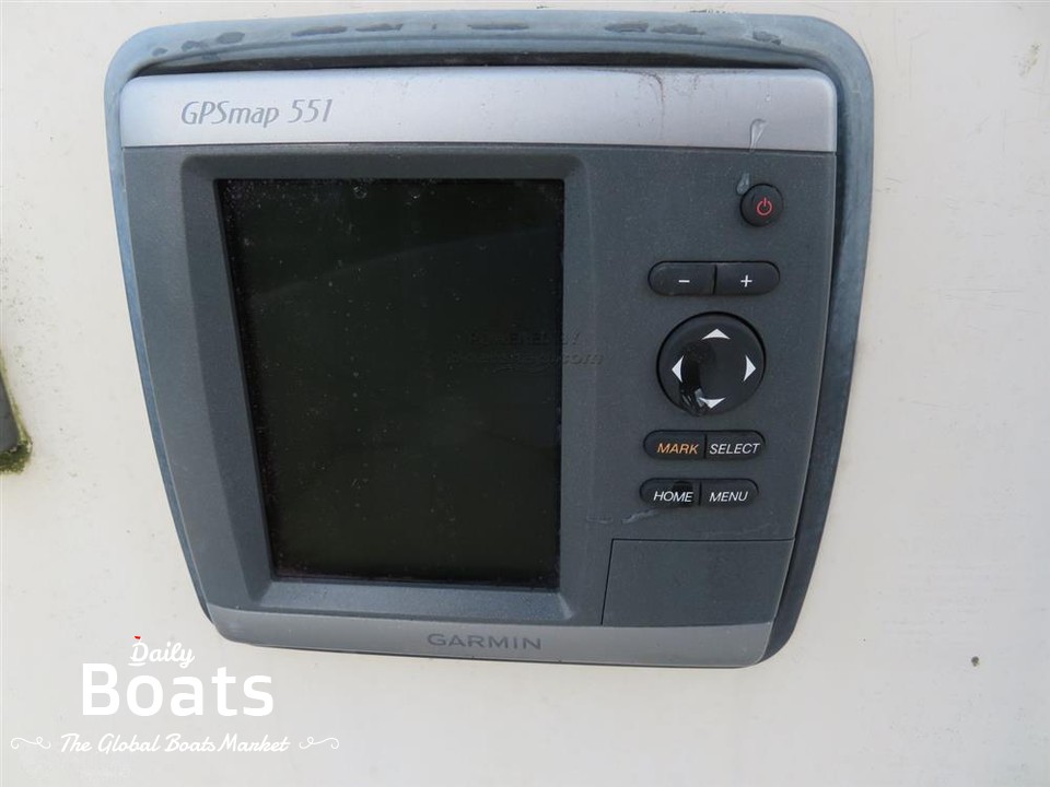 1983 Hunter Liberty 22 for sale. View price, photos and Buy 1983 Hunter ...