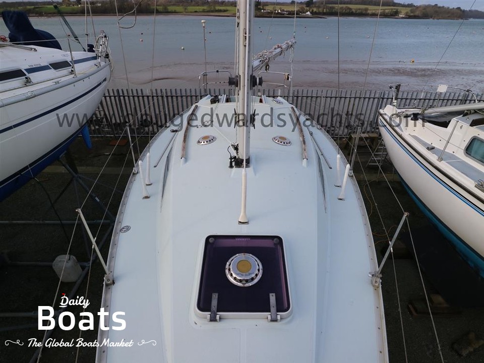 1982 Moody 27 for sale. View price, photos and Buy 1982 Moody 27 #403983