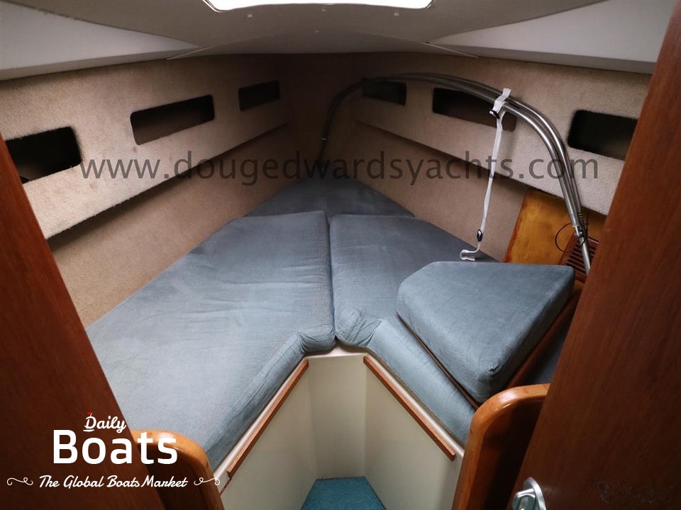 1982 Moody 27 for sale. View price, photos and Buy 1982 Moody 27 #403983