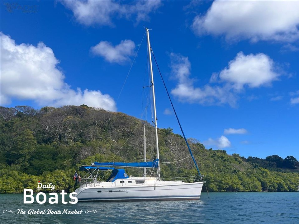 2004 Hunter 44 Ds for sale. View price, photos and Buy 2004 Hunter 44 ...