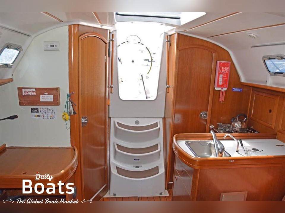 1998 Bénéteau Boats Oceanis 311 for sale. View price, photos and Buy ...