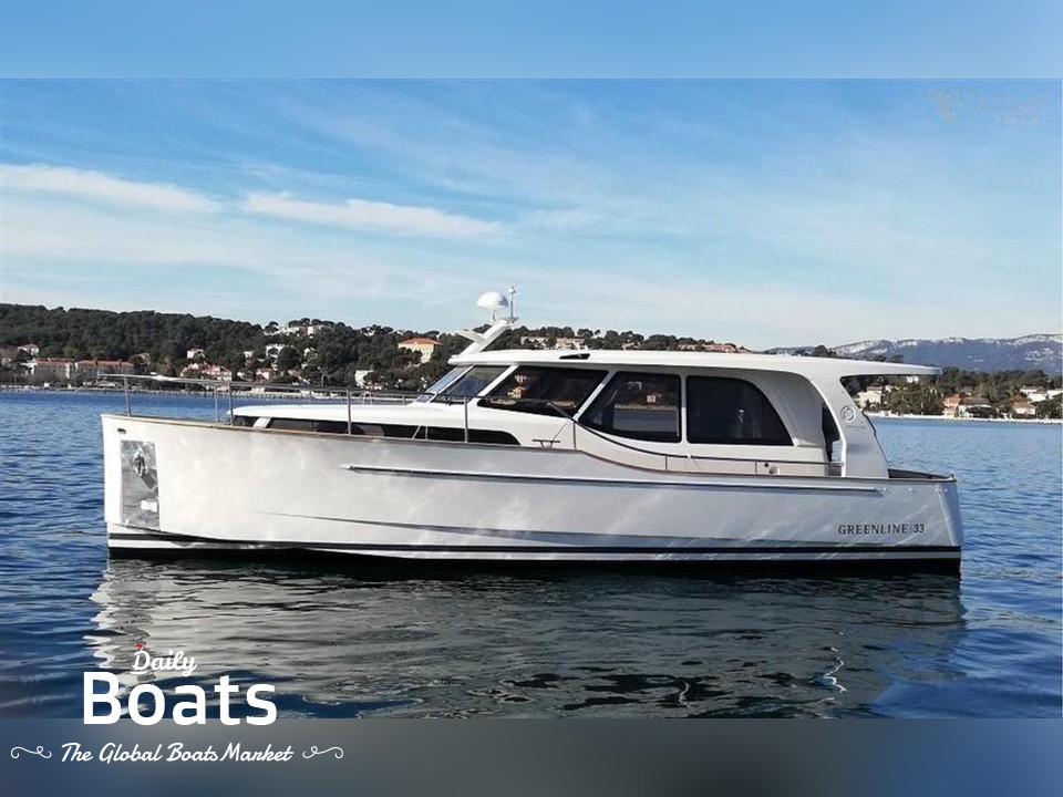 2020 Greenline 33 for sale. View price, photos and Buy 2020 Greenline ...