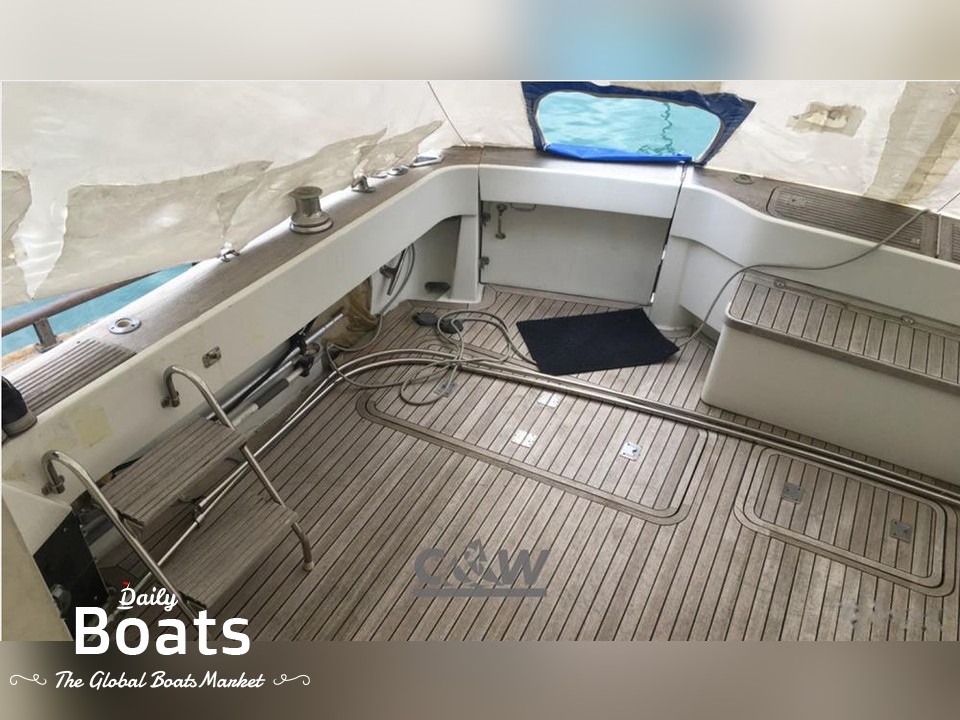 1990 Hatteras Yachts 65 Convertible for sale. View price, photos and ...