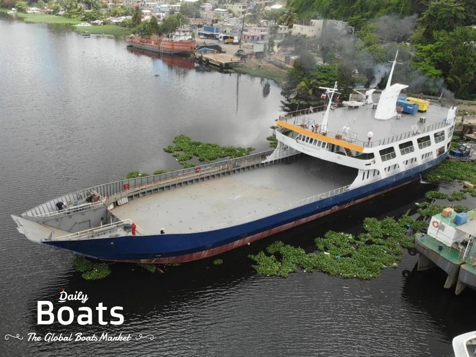 1987 Commercial Boats 800 Dwt Roro Cargo Lct for sale. View price ...