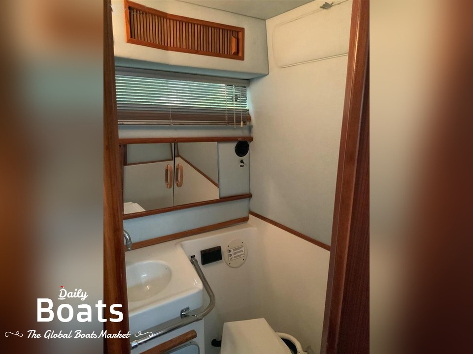 1988 Sea Ray Boats 300 Weekender for sale. View price, photos and Buy ...