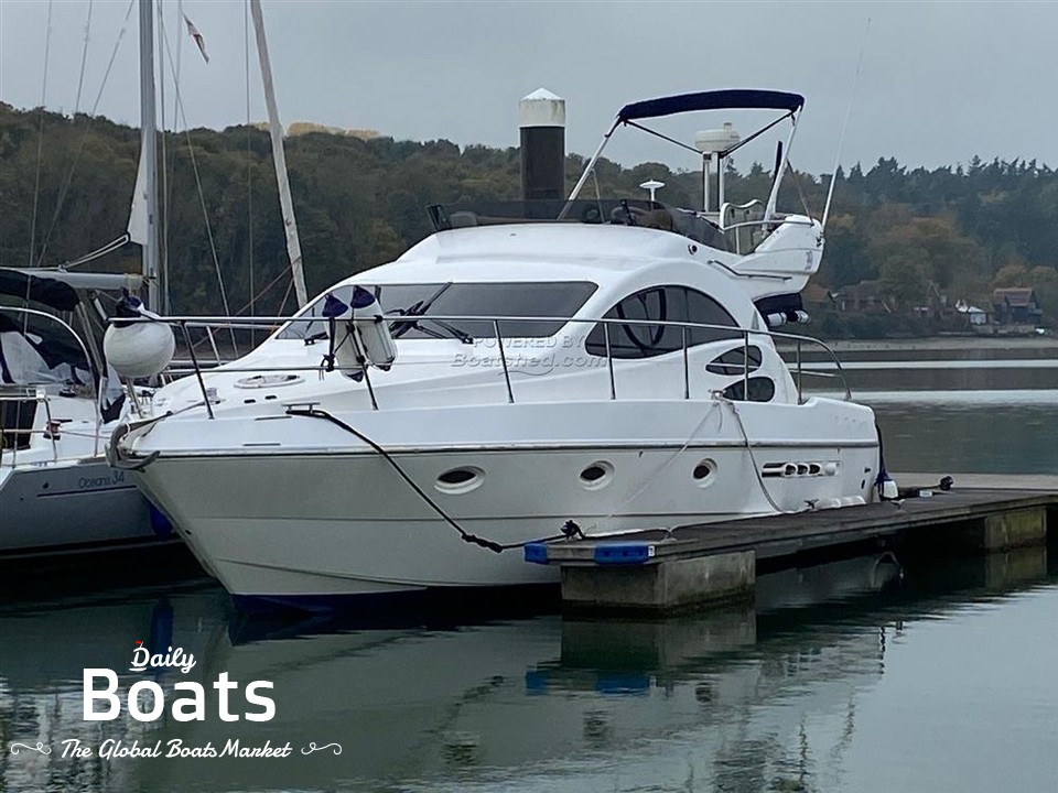 2001 Azimut Yachts 39 for sale. View price, photos and Buy 2001 Azimut ...