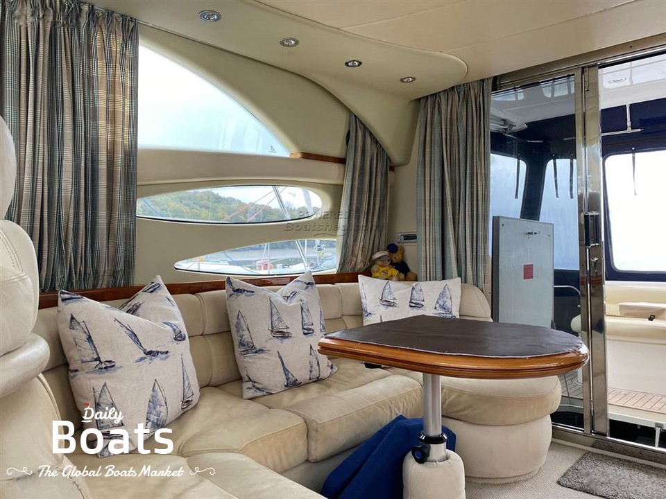 2001 Azimut Yachts 39 for sale. View price, photos and Buy 2001 Azimut ...