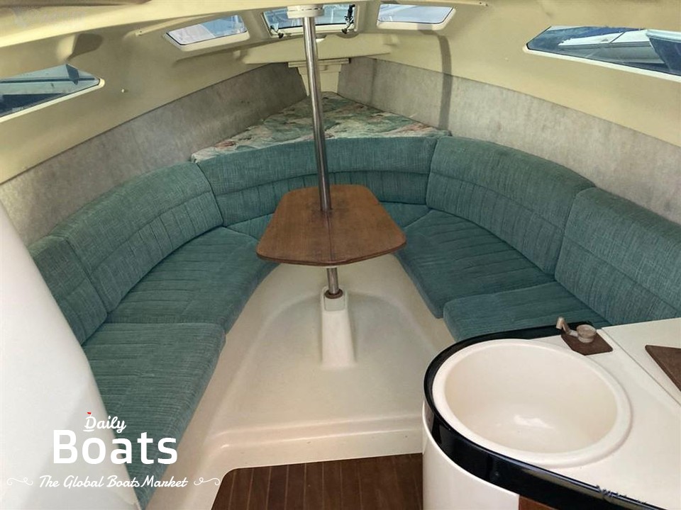 1996 Hunter Legend 26 for sale. View price, photos and Buy 1996 Hunter ...