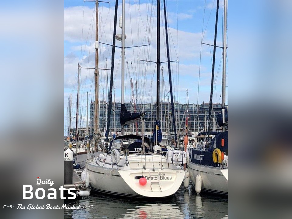 1990 Moody 35 for sale. View price, photos and Buy 1990 Moody 35 #406419