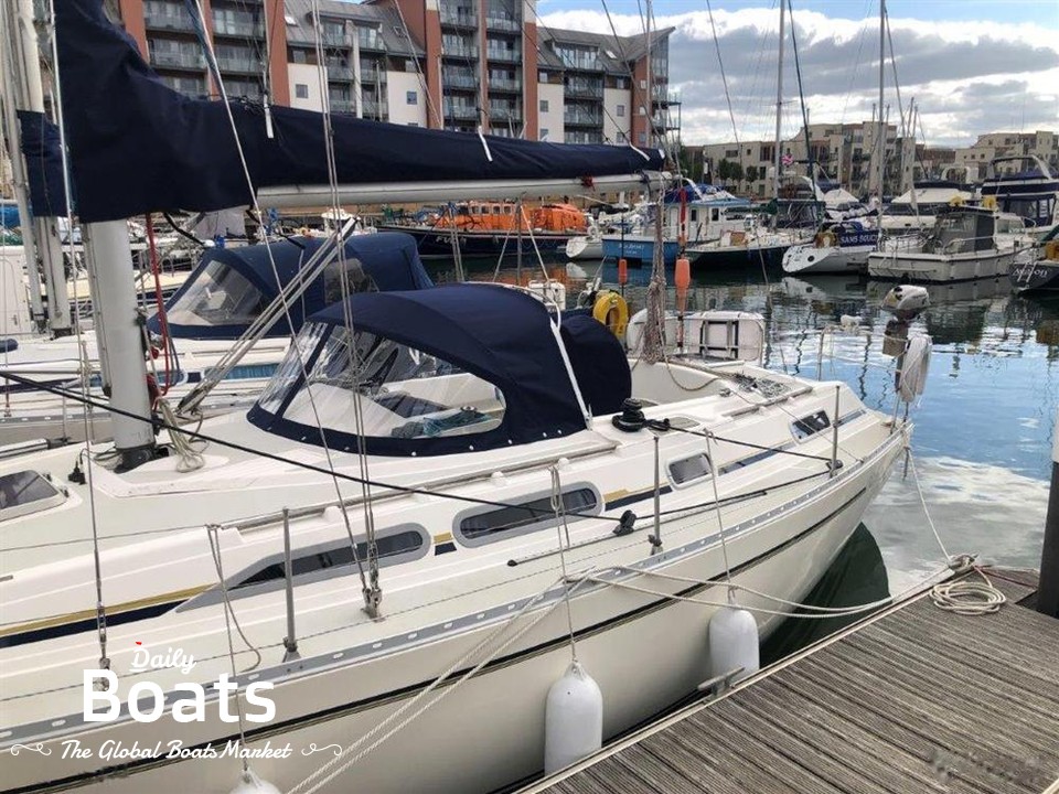 1990 Moody 35 for sale. View price, photos and Buy 1990 Moody 35 #406419