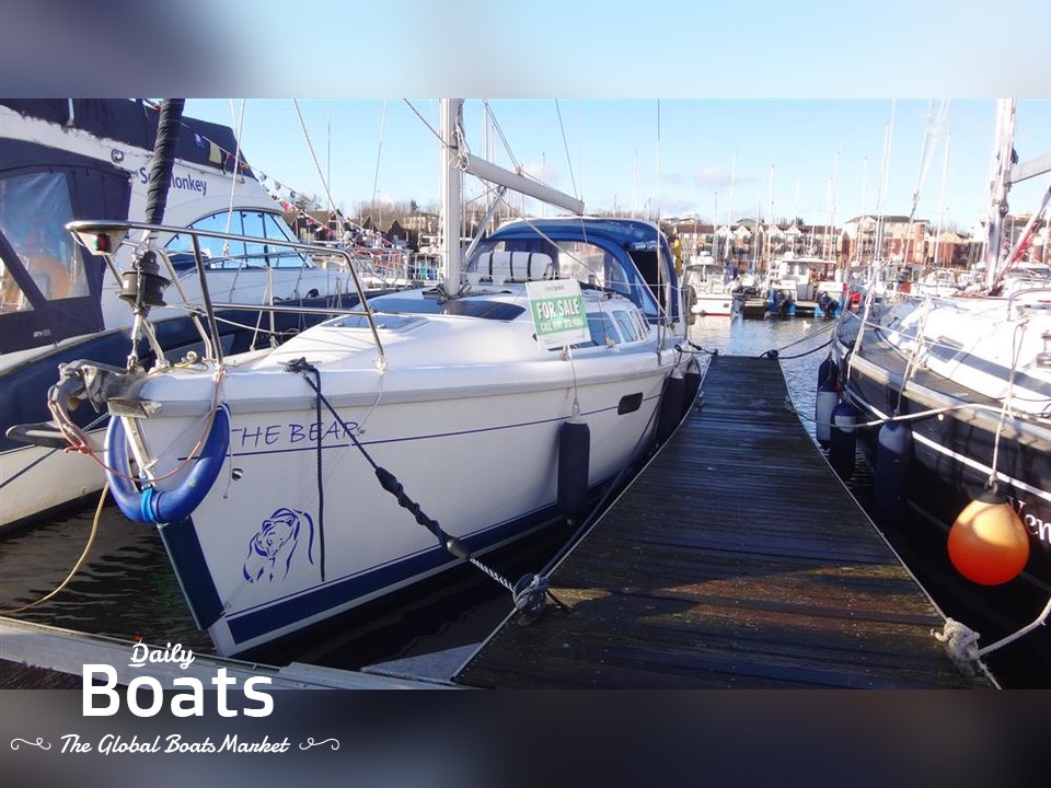 1998 Hunter Legend 340 for sale. View price, photos and Buy 1998 Hunter ...