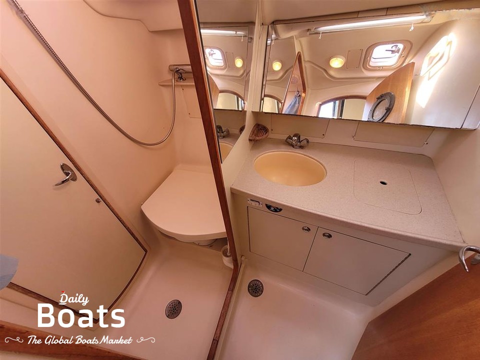 2002 Hunter 386 for sale. View price, photos and Buy 2002 Hunter 386 ...