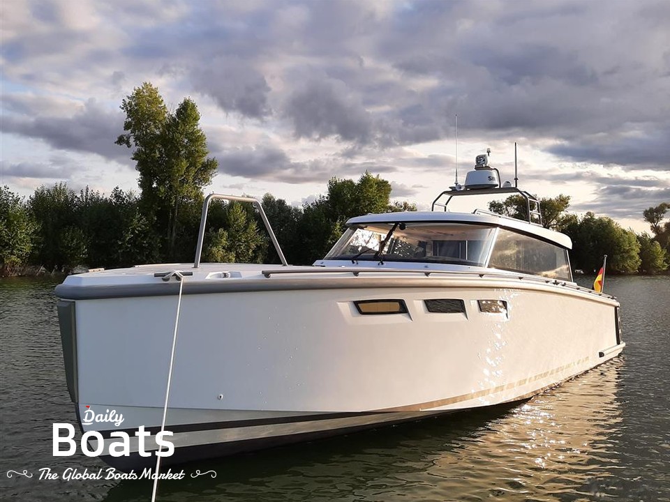 2016 HOC Yachts 33 Explorer for sale. View price, photos and Buy 2016 ...