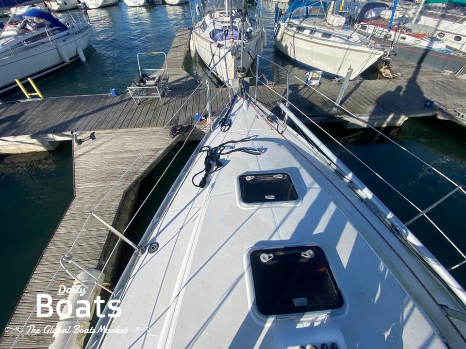 2007 Bénéteau Boats Oceanis 323 for sale. View price, photos and Buy ...