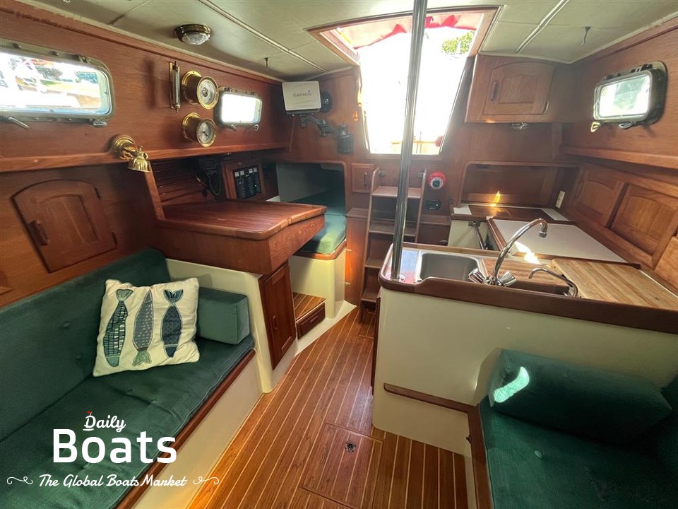 1991 Pacific Seacraft 34 for sale. View price, photos and Buy 1991 ...