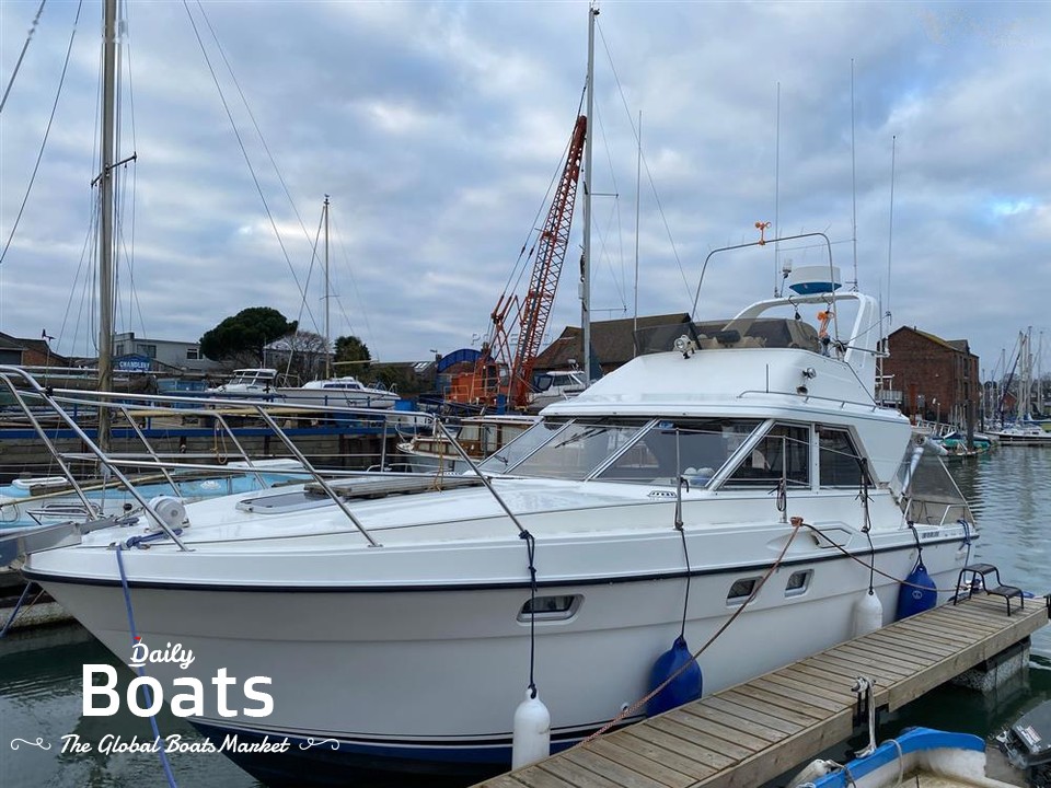 1986 Fairline Corniche 31 for sale. View price, photos and Buy 1986 ...