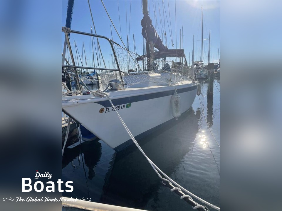 1982 Ericson 28 for sale. View price, photos and Buy 1982 Ericson 28 ...