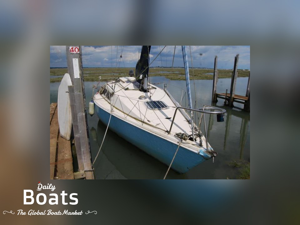 1981 Hunter Delta 25 for sale. View price, photos and Buy 1981 Hunter ...