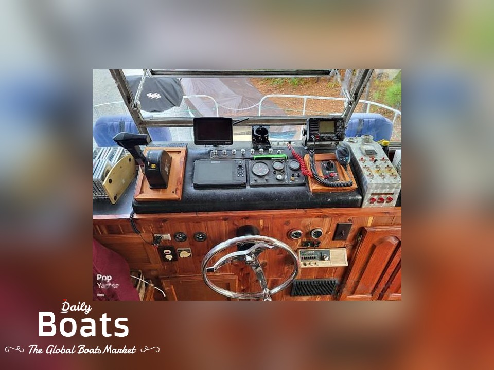 1973 Burns Craft 32 for sale. View price, photos and Buy 1973 Burns ...