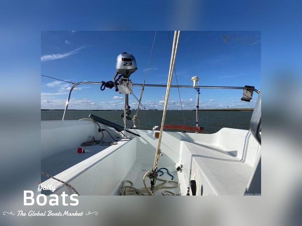 2001 Hunter Ranger 245 for sale. View price, photos and Buy 2001 Hunter ...