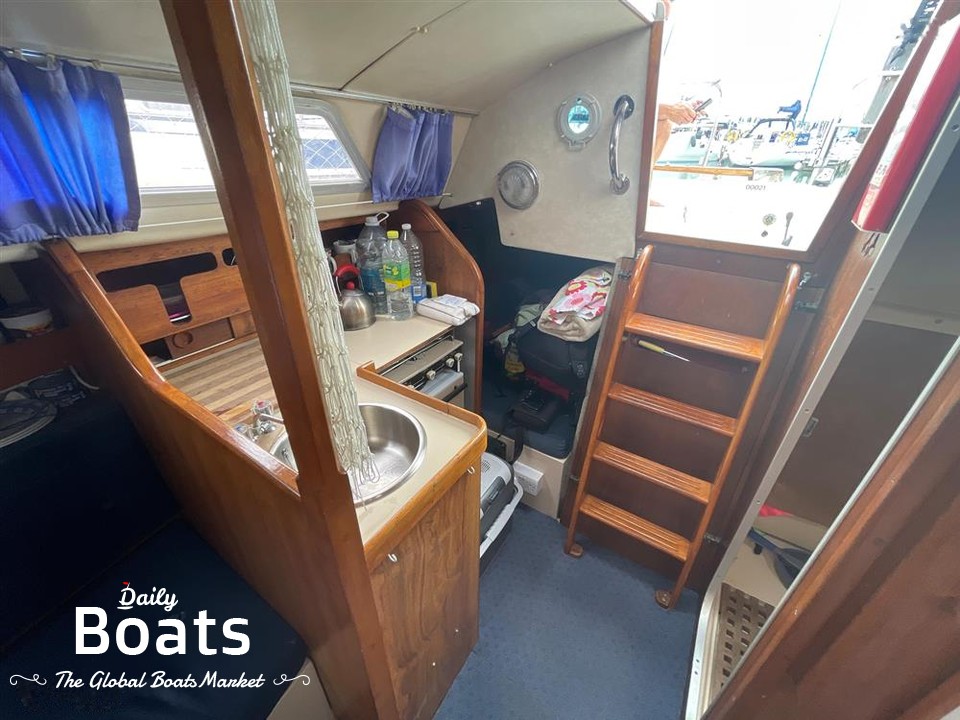 1982 Moody 27 for sale. View price, photos and Buy 1982 Moody 27 #407556