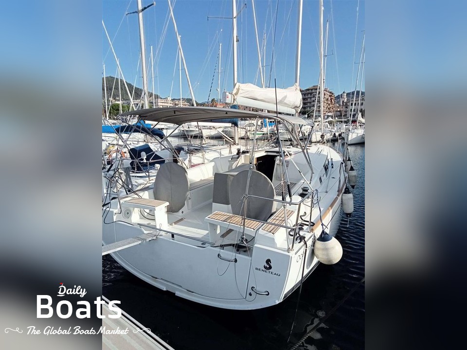 2020 Bénéteau Boats Oceanis 381 for sale. View price, photos and Buy ...