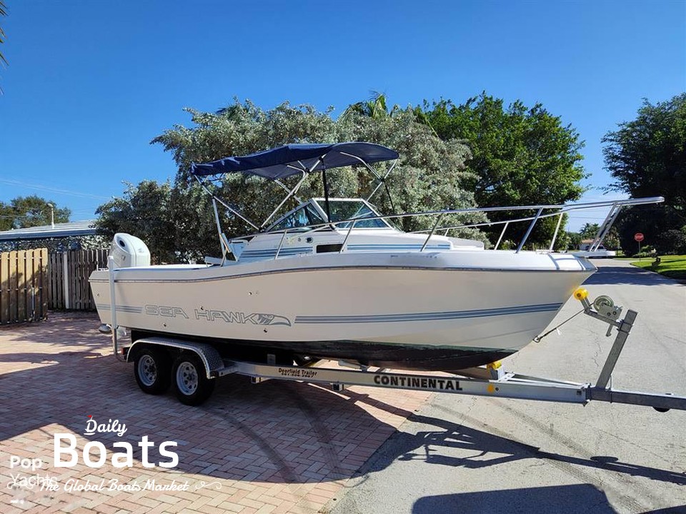 1990 Chris-Craft 215 Sea Hawk на продажу. Посмотреть цену, фотографии и ...