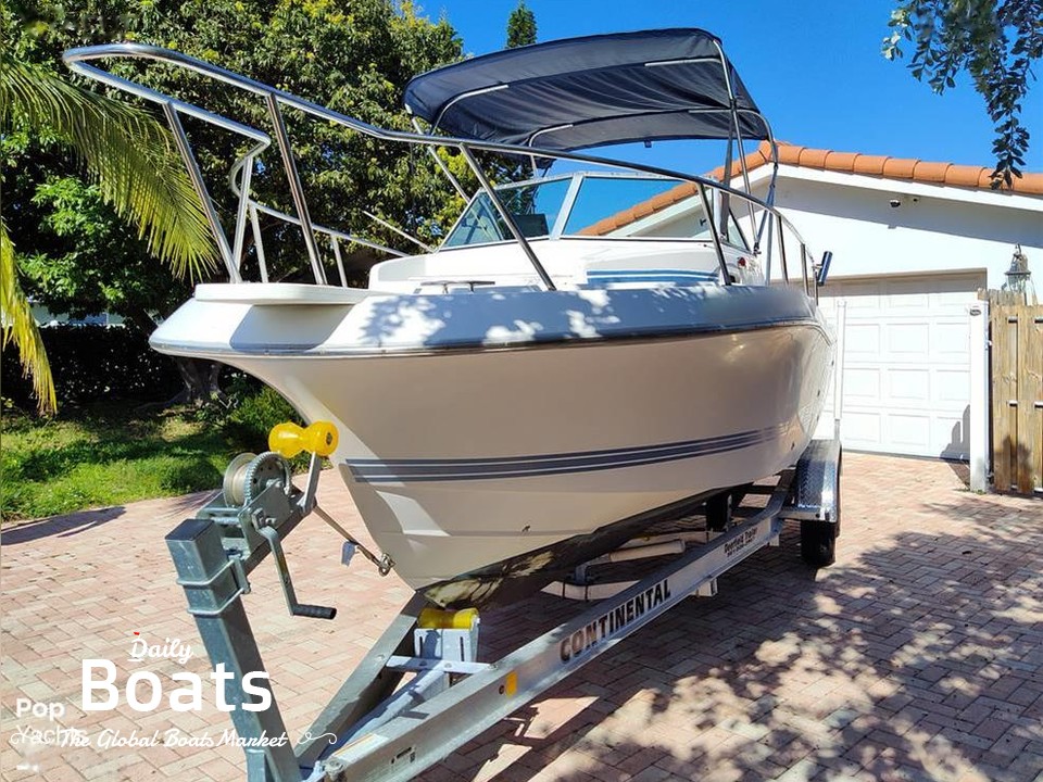 1990 Chris-Craft 215 Sea Hawk for sale. View price, photos and Buy 1990 ...