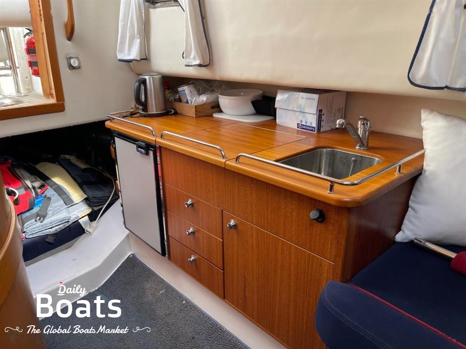 2004 Nimbus 30 Nova for sale. View price, photos and Buy 2004 Nimbus 30 ...