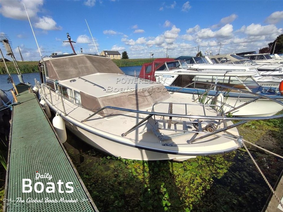 1978 Freeman 33 Sedan for sale. View price, photos and Buy 1978 Freeman ...