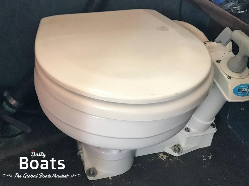 1997 Hardy Motor Boats Pilot 20 for sale. View price, photos and Buy ...