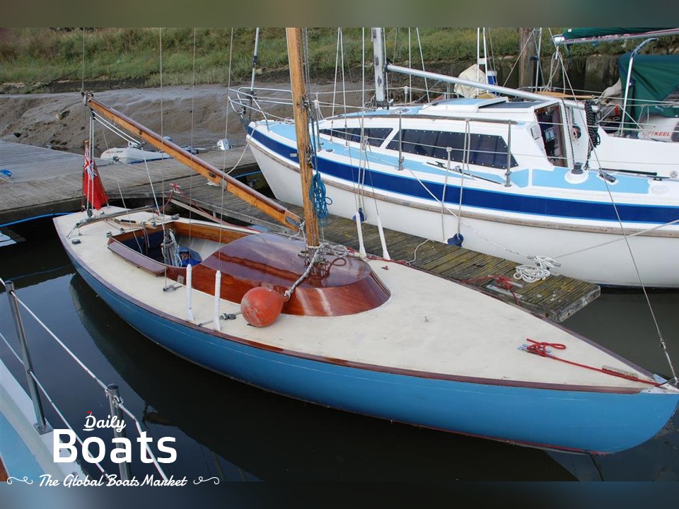 1957 Nunn's Of Waldringfield Loch Long One Design for sale. View price ...