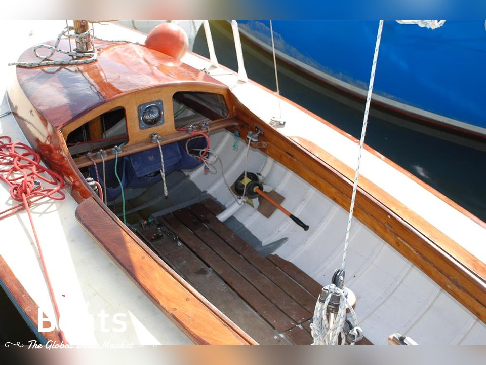 1957 Nunn's Of Waldringfield Loch Long One Design for sale. View price ...