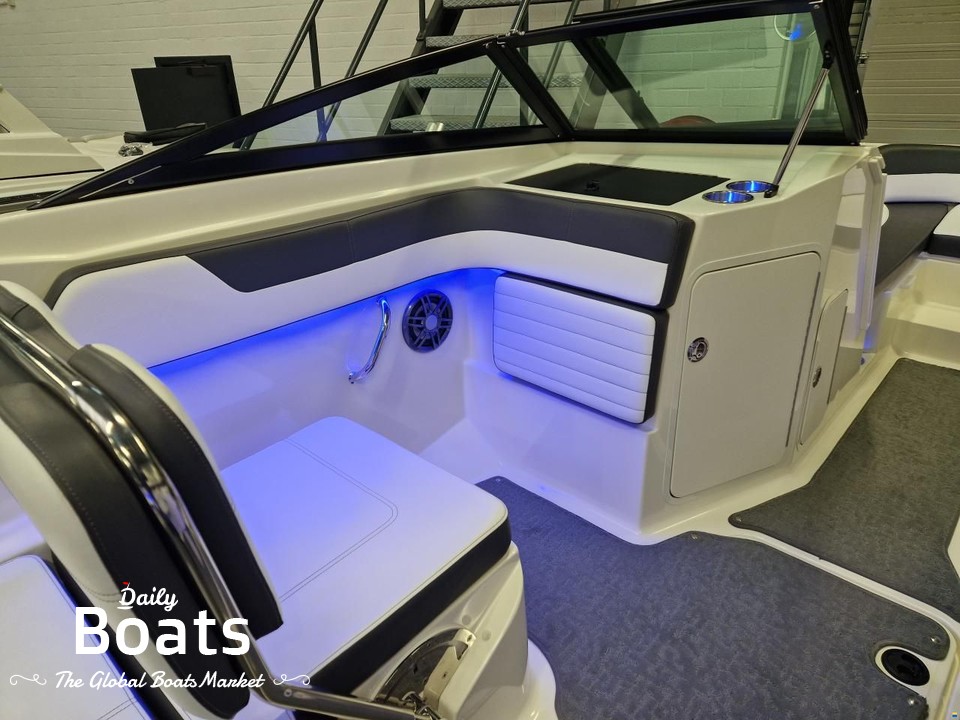 2018 Sea Ray 210 Spx Perfect Condition For Sale View Price Photos