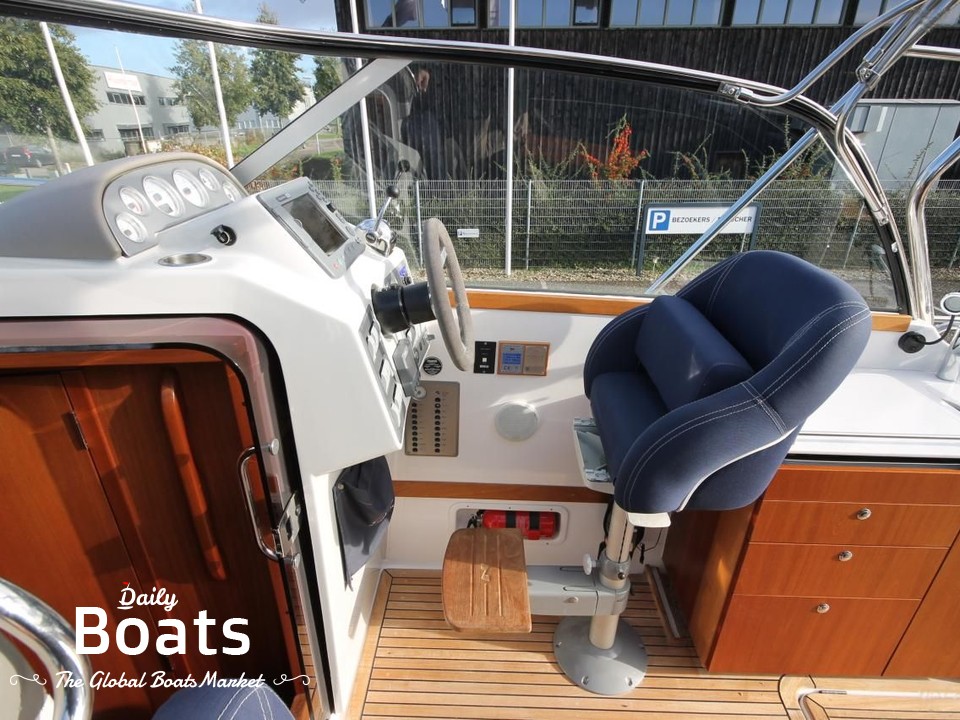 2007 Nimbus 30 Nova for sale. View price, photos and Buy 2007 Nimbus 30 ...