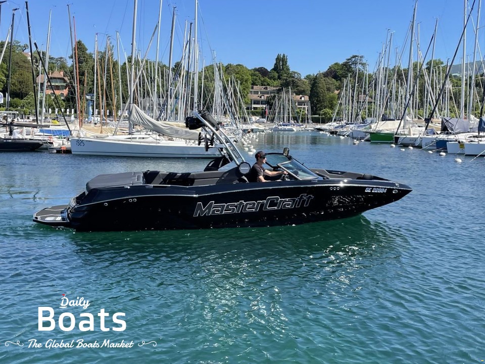2022 MasterCraft Nxt24 - All Black Edition for sale. View price, photos ...