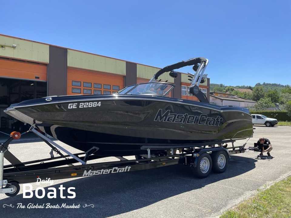 2022 MasterCraft Nxt24 - All Black Edition for sale. View price, photos ...