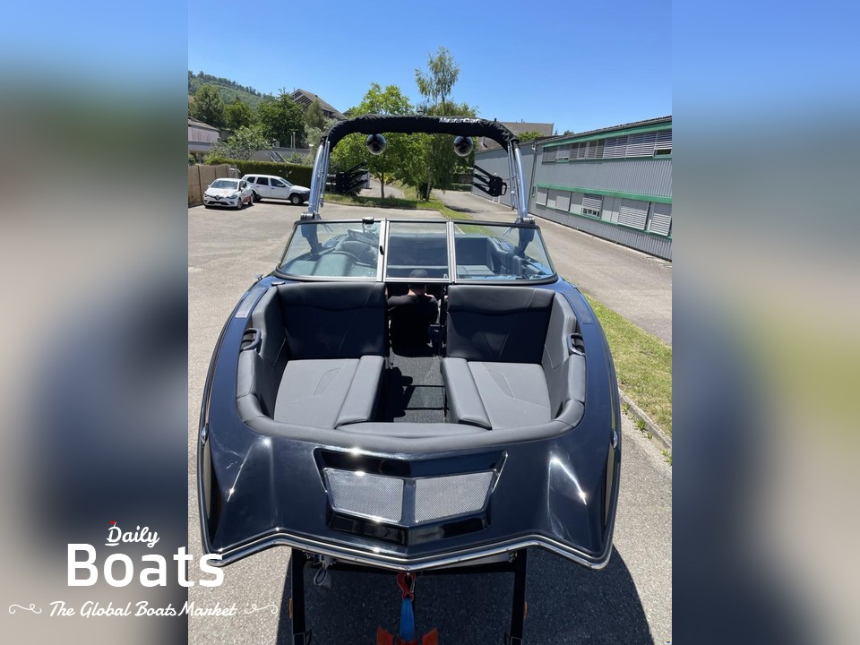 2022 MasterCraft Nxt24 - All Black Edition for sale. View price, photos ...