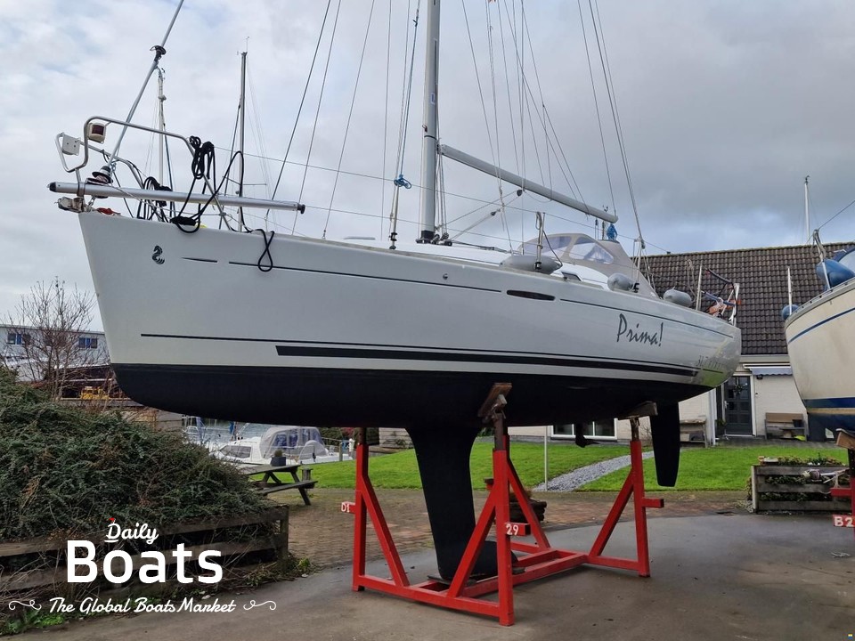 2005 Bénéteau First 31.7 for sale. View price, photos and Buy 2005 ...