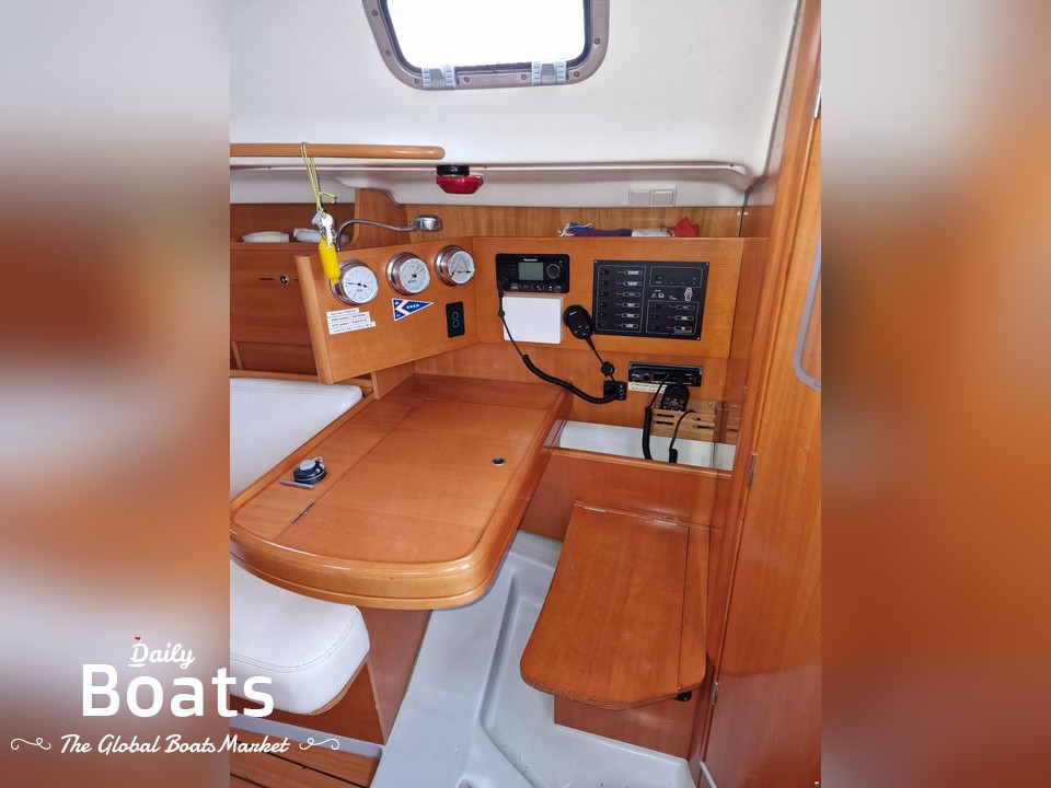 2005 Bénéteau First 31.7 for sale. View price, photos and Buy 2005 ...