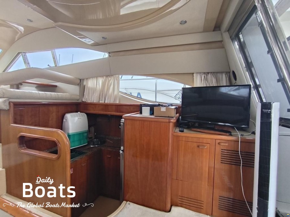 2000 Ferretti 430 for sale. View price, photos and Buy 2000 Ferretti ...