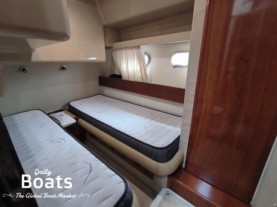 2000 Ferretti 430 for sale. View price, photos and Buy 2000 Ferretti ...